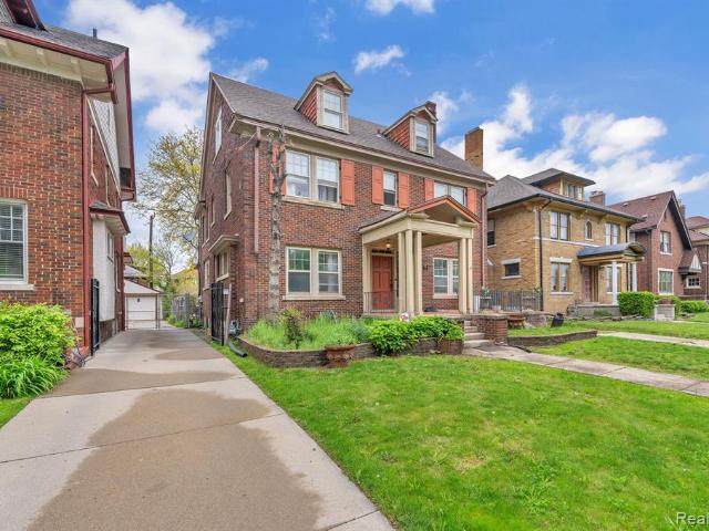 1990 Edison Street