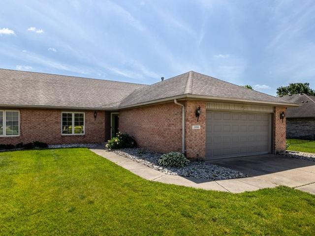 1990 Swallowtail Ct, Englewood, OH 45322