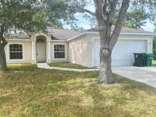 1990 SE Floresta Dr, Port Saint Lucie, FL 34983