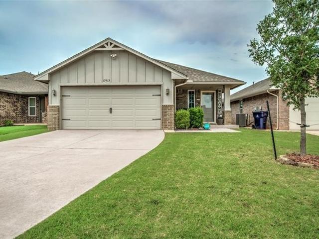 19913 Forsythe Dr, Edmond, OK 73012