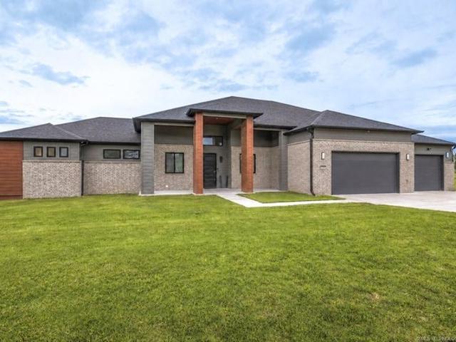 19912 E 126th St N, Collinsville, OK 74021