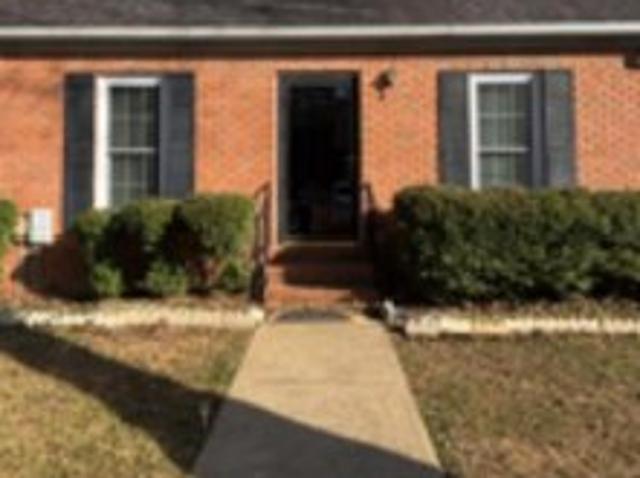 1991 Townhouse Ln, Hueytown, AL 35023