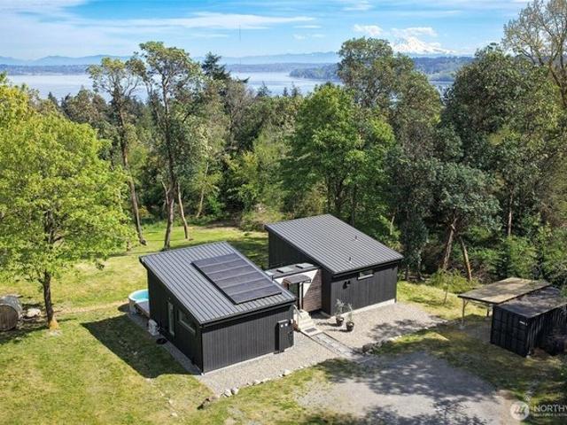 19920 Ridge Rd SW, Vashon, WA 98070
