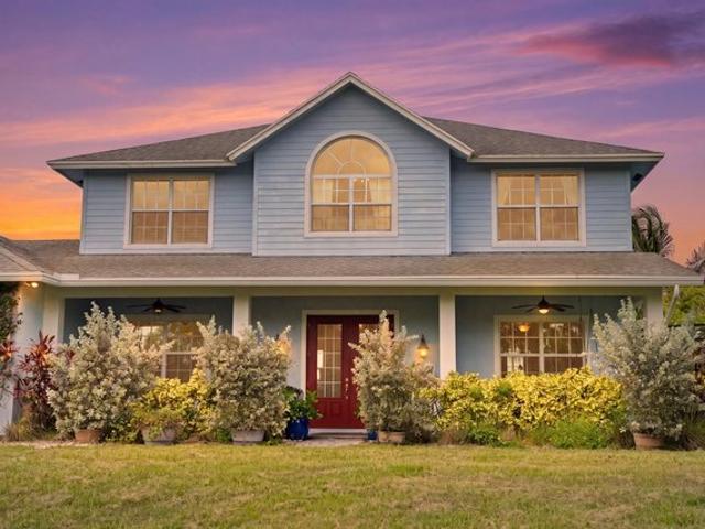 19925 Black Falcon Rd, Loxahatchee, FL 33470