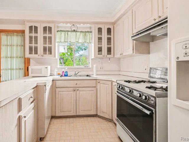 19925 E William Court
