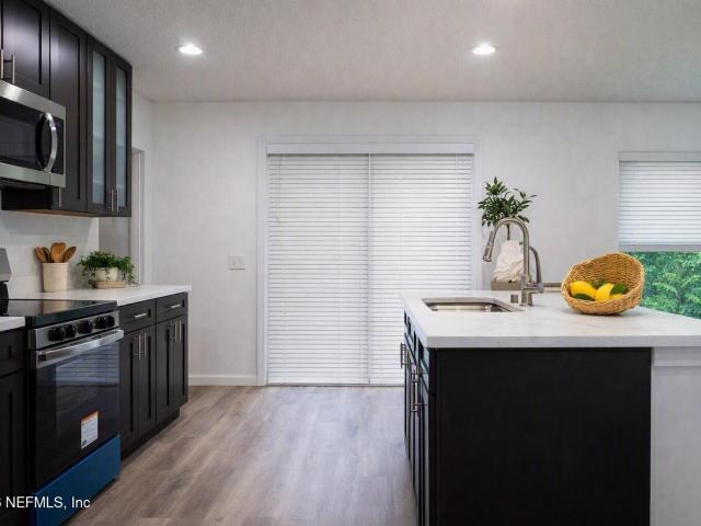1992 W 20th St, Jacksonville, FL 32209 | MLS #2151