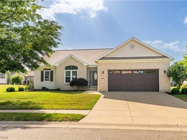1993 Wynstone Cir NE, North Canton, OH 44720