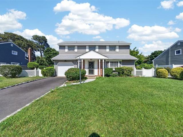 199 Cone Ave, Central Islip, NY 11722