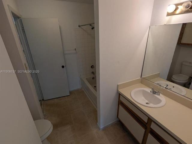 199 Afton Square, Unit 208, Altamonte Springs, FL 32714 | MLS #A11868