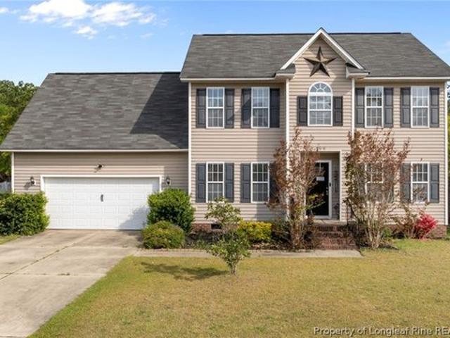 199 Fallingleaf Dr, Raeford, NC 28376