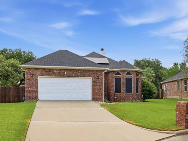 199 Kings Point St, Conroe, TX 77356