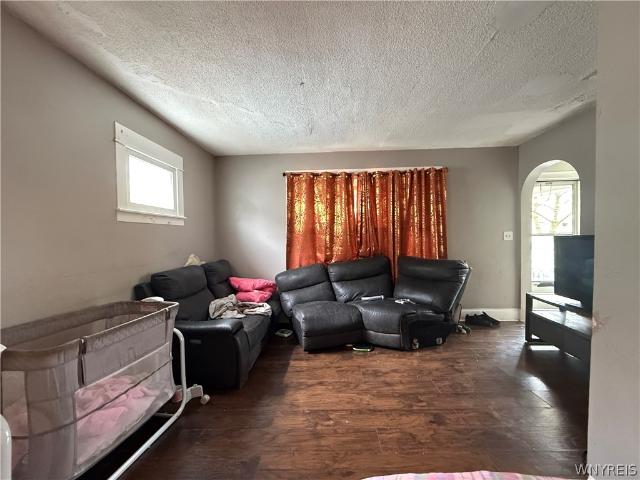 199 Hazelwood Avenue