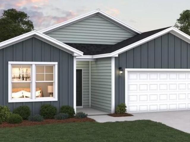 199 Harper Lake Dr, Boiling Spring Lakes, NC 28461