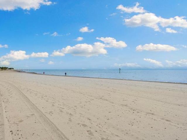 199 Ocean Ln Dr #1007, Key Biscayne, FL 33149