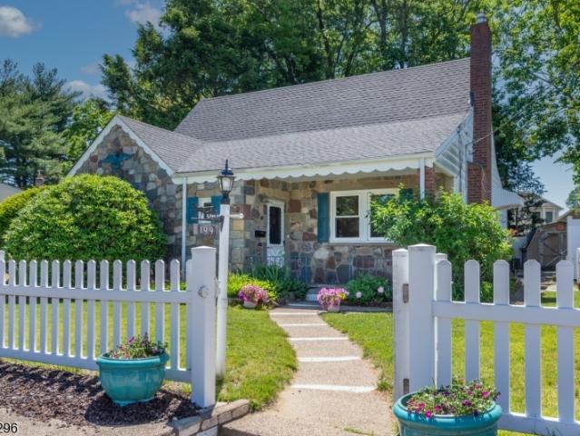 199 Linwood Ave