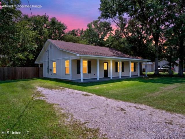 199 McCaughan Ave, Long Beach, MS 39560