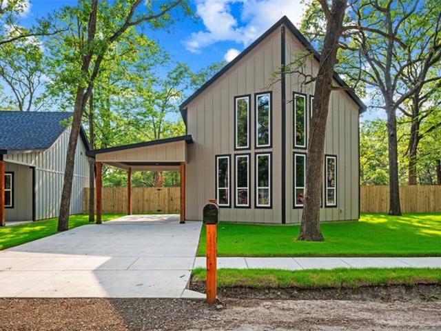199 Seagrove Ln, Quinlan, TX 75474