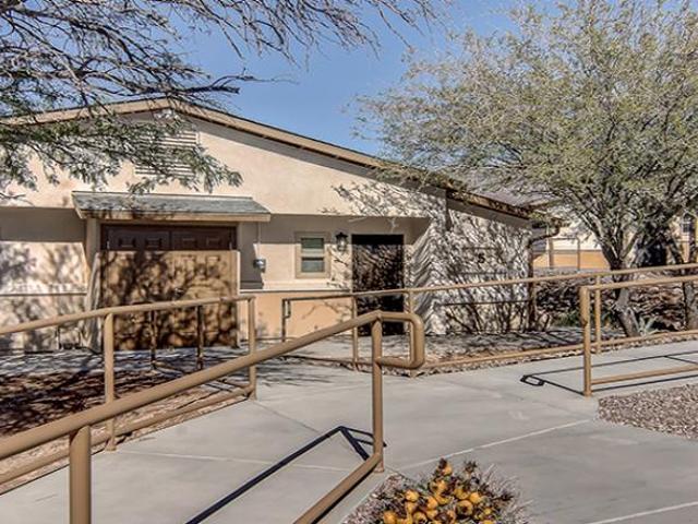 199 W. Gray Dr 1 bed, 1 full bath