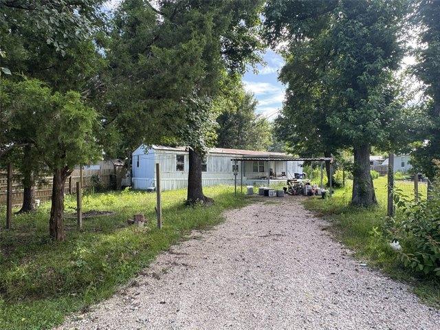 199 Walnut Cv, Onalaska, TX 77360