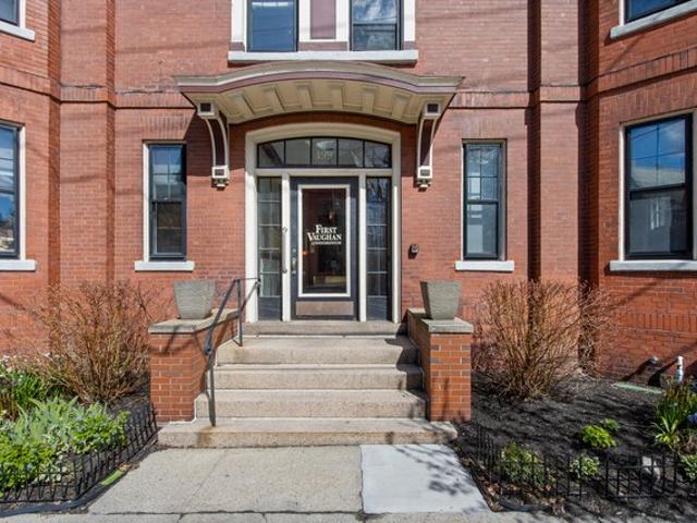 199 Vaughan St Apt 1, Portland, ME 04102