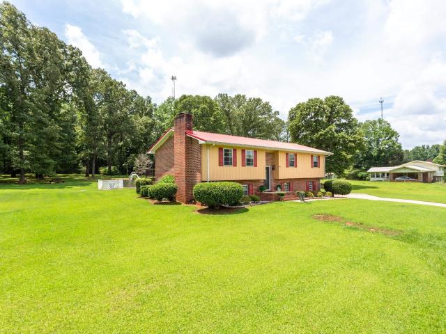 199 Valley Drive N