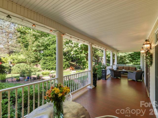 19 Thornapple Drive