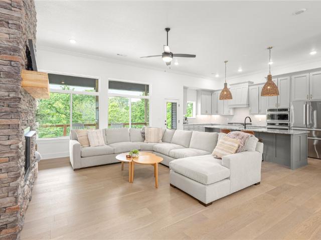 19 Tiree Drive