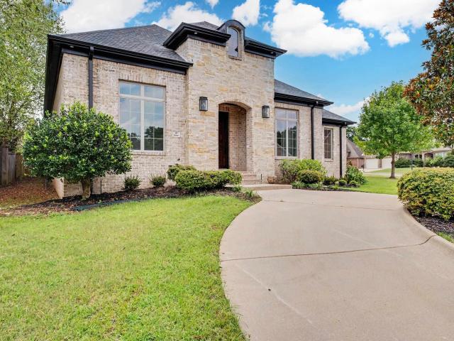 19 Tournay Circle