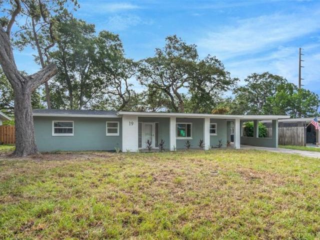19 Ventura Dr, Dunedin, FL 34698