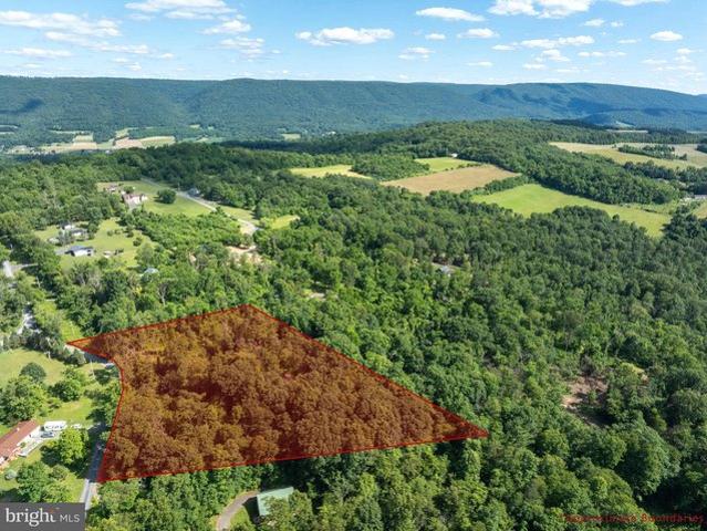 19 W Mountain Rd, McVeytown, PA 17051