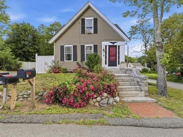 19 W Elm St, Townsend, MA 01474