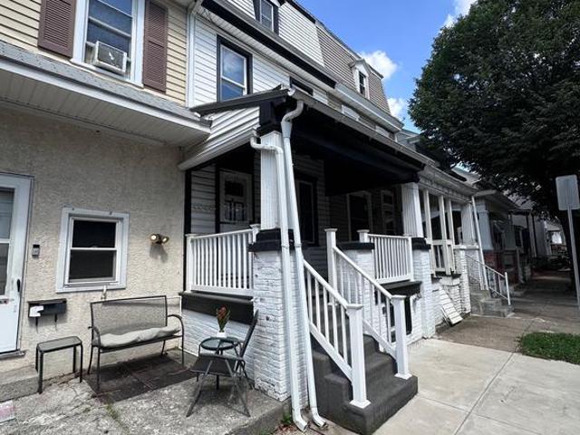19 W 4Th Street
