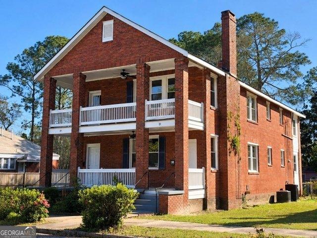 19 W 50th St, Savannah, GA 31405