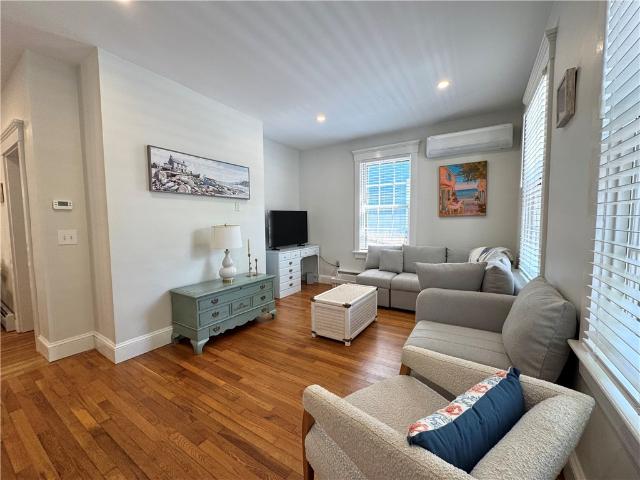 19 Walnut Street 1