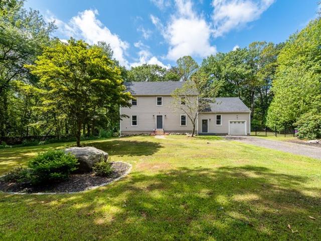 19 Warwickshire Dr, Killingworth, CT 06419