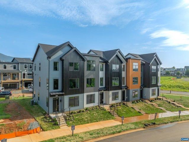 19 Wardell Crst, Charlottesville, VA 22902