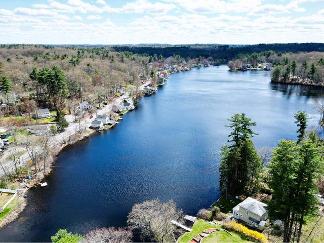 19 Waterfront Way