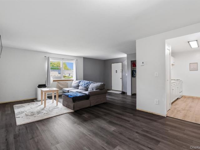 19 White Gate Road D