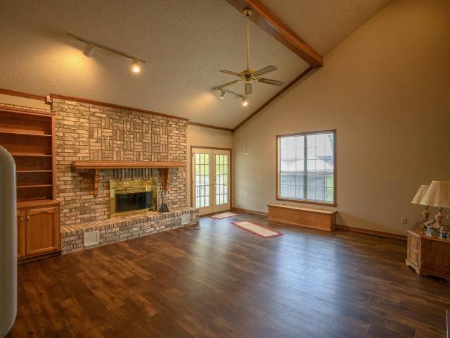 19 White Oak Circle