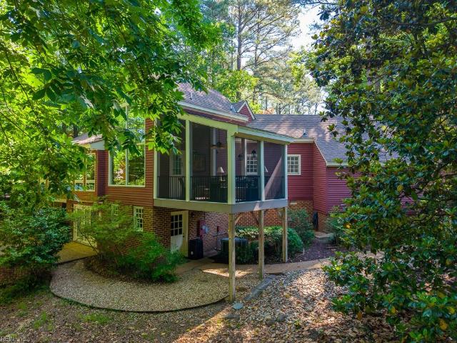 19 Whittakers Mill RD