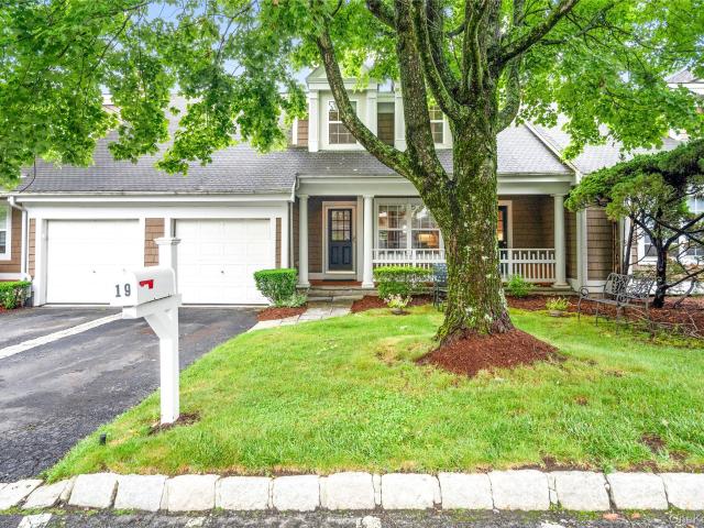 19 Winterberry Lane