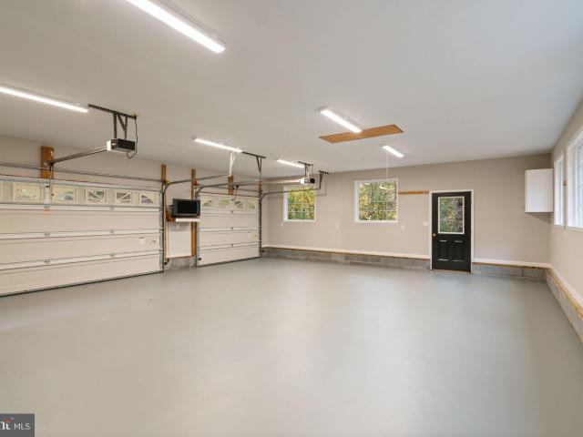 19 Windrush Ct, Stafford, VA 22554 | MLS #VAST2047