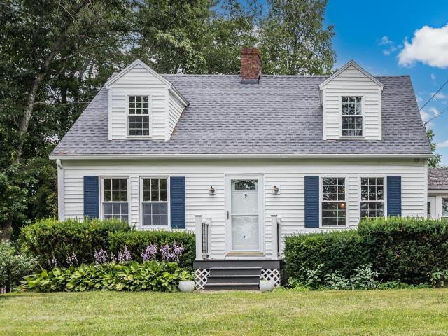 19 Winnicutt Road