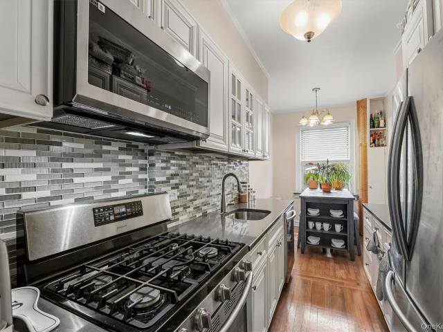 19 William Street 2D