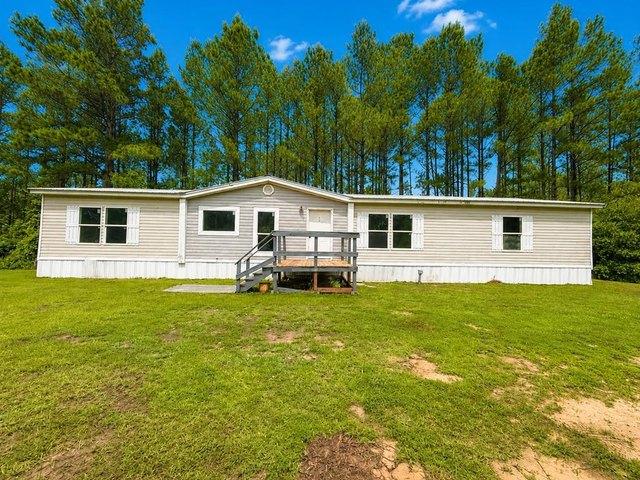 19 Willow Dr, McHenry, MS 39561