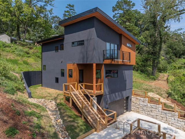 19 Woodbine Road