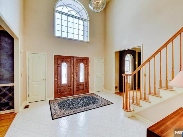19 Woodshire Terrace