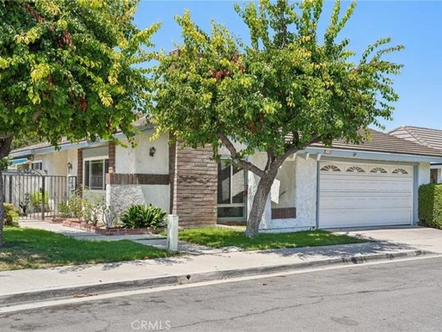 19 Woodrush, Irvine, CA 92604