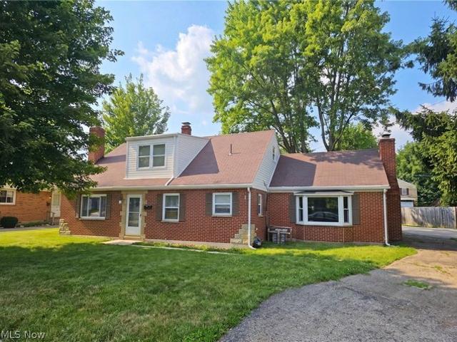 19 Wolf Ave, Englewood, OH 45322