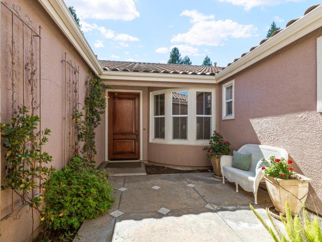 19 Zeller Pl, Sacramento, CA 95835 | MLS #225154